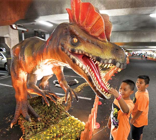 A jurassic display | News, Sports, Jobs - Maui News